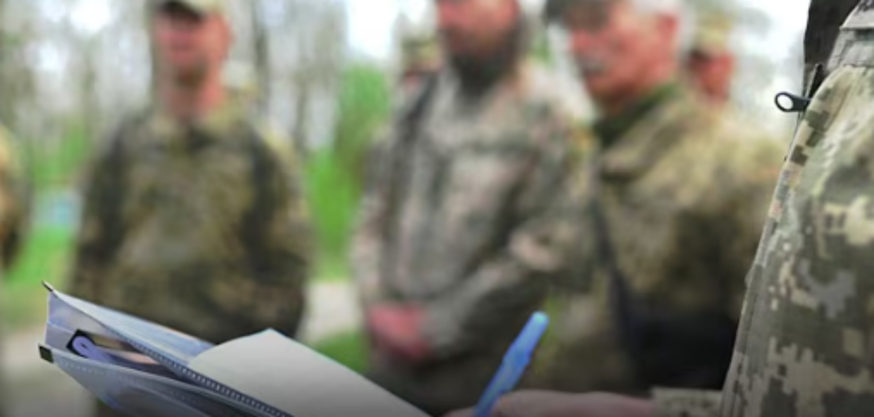 З 7 серпня українцям масово анулюють відстрочку від мобілізації що відбувається